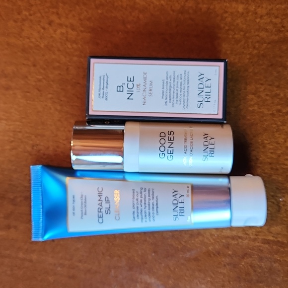 Sunday Riley | Skincare | Sunday Riley Deluxe Travel Size Skincare Set Cleanser B3 Serum Good ...